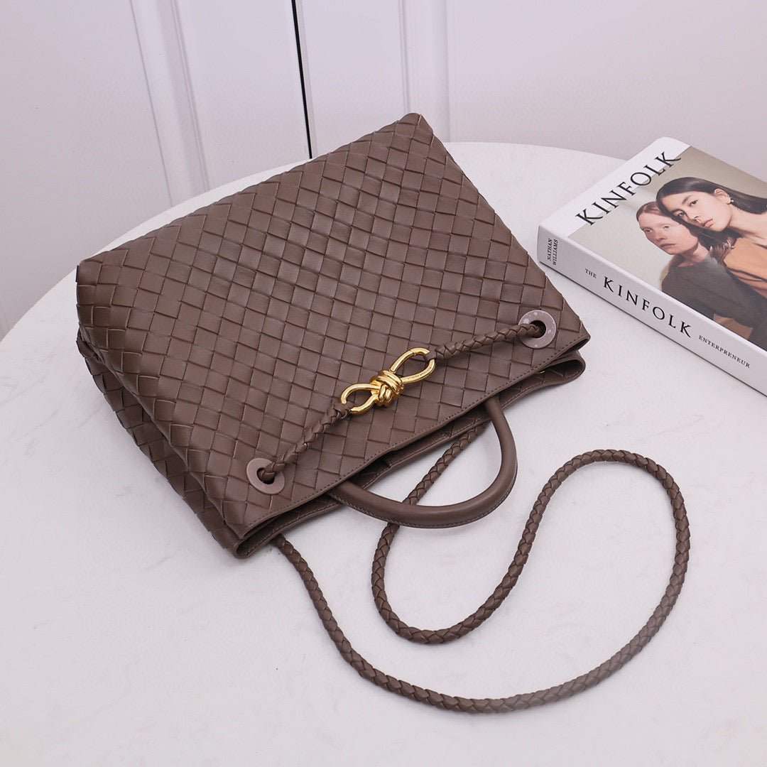 Medium Andiamo Bag #2261-1 Taupe – DIAMOND&RUST